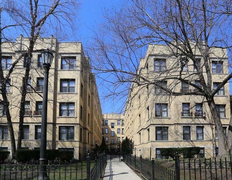 4604 N Beacon Street, Unit 2C, Chicago, IL 60640 | MLS# 11811889 ...